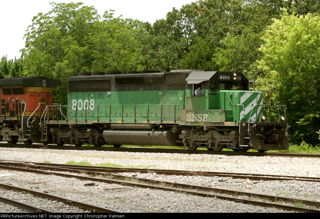 BNSF 8008